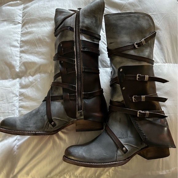 Freebird by Steven | Shoes | Brand New Freebird Rylie Boots Size 1 In Ice Multi | Poshmark